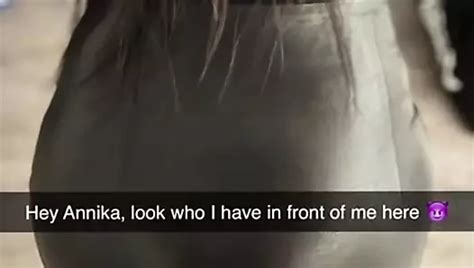 Adolescente De 18 Años Engaña A Su Novio Con Su Ex En Snapchat Después De Hacer Ejercicio En El