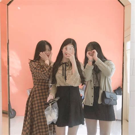 Pin By 𝑀𝑎𝑏 ☦︎︎ On Beauty Makeup Ulzzang Girl Korean Best Friends