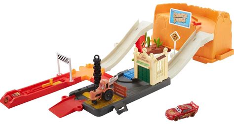 Mattel Disney And Pixar Cars Track Set With Lightning Mcqueen Toy Car