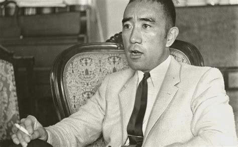 三島由紀夫と並び称される右翼・山口二矢、没60年とテロの美化 石川智也｜論座 朝日新聞社の言論サイト