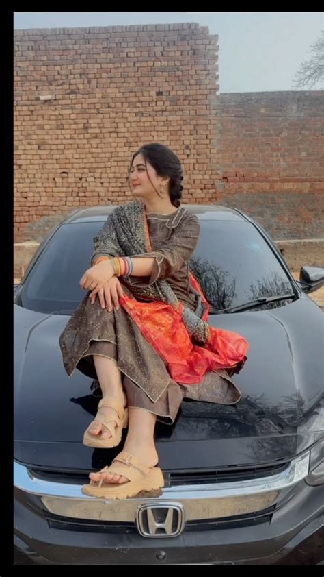 Mehwish Naz Mehwishnaz19 • Instagram Photos And Videos