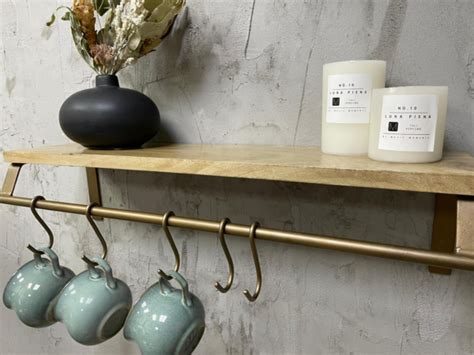 מדף עץ וברזל Rame Magic