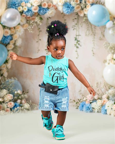 Cute Girl Bobes Photos Download The Best Free Cute Girl Bobes Stock