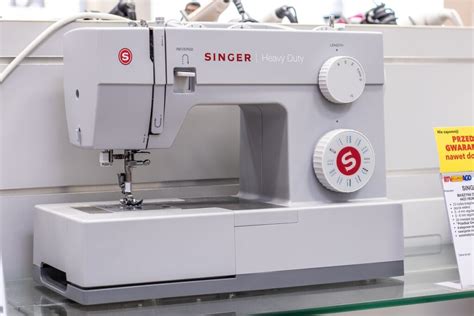 An Unbiased Comparison Of 3 Singer Heavy Duty Sewing Machines Small But Important Differences