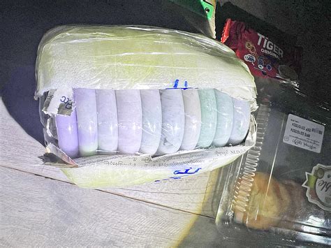 တရားမဝင် သစ်မျိုးစုံ၊ စက်သုံးဆီများ၊ စားသောက်ကုန်ပစ္စည်းများ၊ လုပ်ငန်းသုံးပစ္စည်းများ၊ လူသုံးကုန