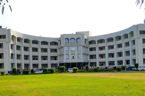 Jagran College Of Arts Science And Commerce Placements Average