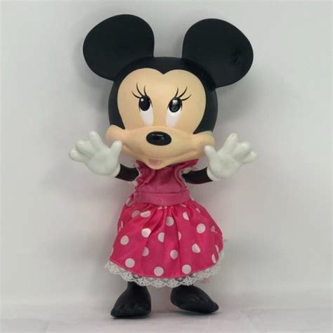 Disney Accents Walt Disneys Minnie Mouse Dress Me Up Doll Minnie