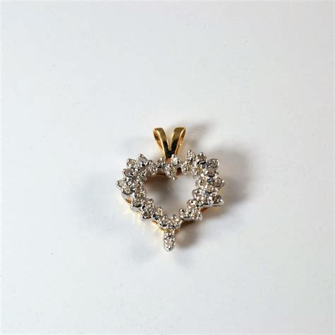 Cluster Diamond Heart Pendant 018ctw