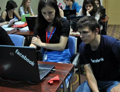 Girls Programming Camp Beginning A Career In Tech Engineering At Meta