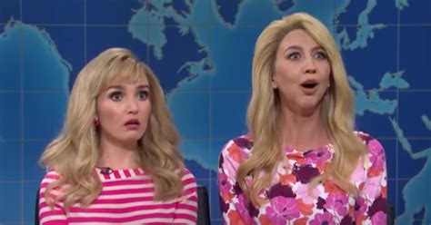 Snl Spoofs Texas Mom Whose Hocus Pocus 2 Warning Went Viral