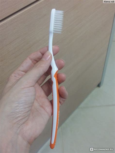 Зубная щетка Colgate Шелковые нити - «Еще одна отличная щеточка для ...