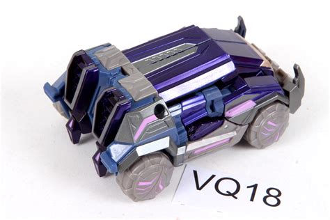 Complete Transformers® United Deluxe Class Soundwave Cybertron Mode Sku