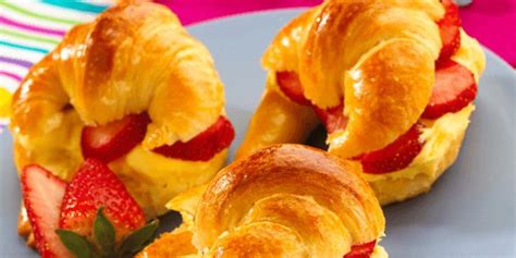 Cuernitos Rellenos Recept