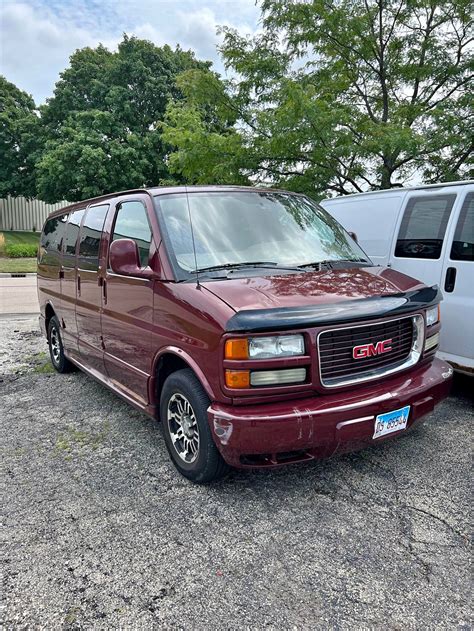 2001 Gmc Savana 1500 Passenger · Van