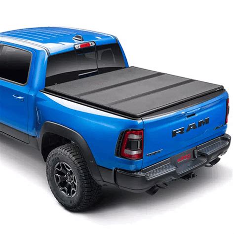 Extang Solid Fold Alx — Elite Truck