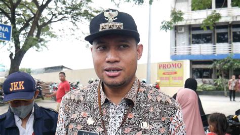 Fiza Tak Tahu Pasti Kapan Warung Remang Remang Mulai Ada Di Wilayahnya