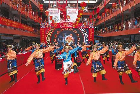 时光里的和睦邻里情