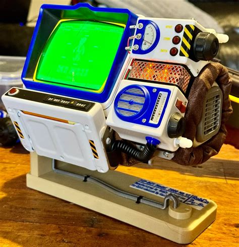 Fallout Pip Boy 2000 Mkvi Stand Free 3d Print Model Makerworld