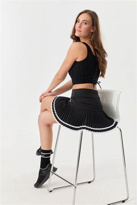 Kadın Siyah Piliseli Tenis Etek 0081 Modeli Ve Fiyatı