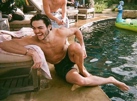 Noah Centineos Hottest Photos Are Guaranteed To Make You Melt Kift