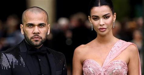 Joana Sanz Bashkëshortja E Dani Alves Nuk Duron Më Bën Kërkesën Për