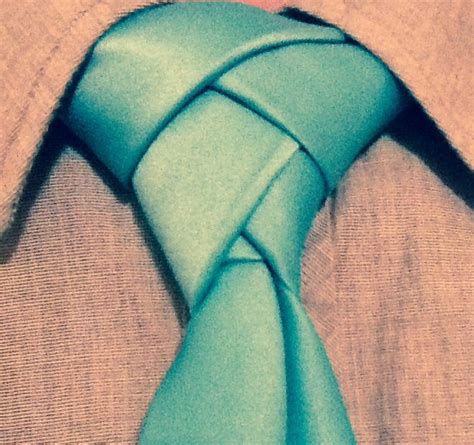 Eldredge Knot Greek