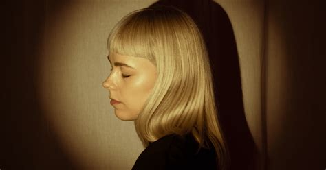 Online Course Self Portrait Photography Explore Color And Light