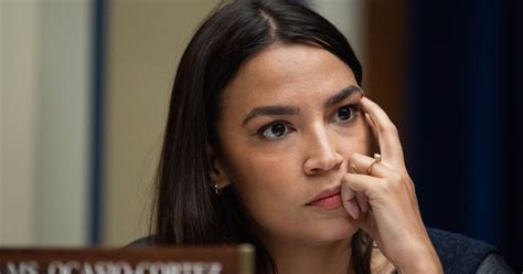 Alexandria Ocasio Cortez Lists Fiancé As Spouse In Ethics Forms