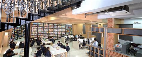 Kcc Library Bca Database Management System Colleges And Universities