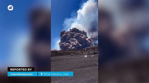 Panic Among Tourists For The Eruption Of Etna Large Pyroclastic Flow For The Collapse Of The
