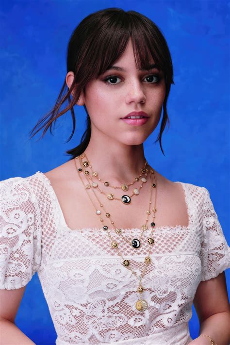 Download Wallpaper Look Pose Makeup Figure Actress Jenna Ortega