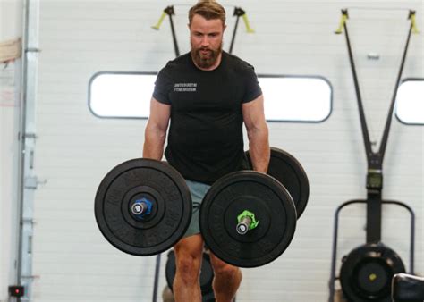 Farmers Carry How To Muscles Worked Benefits Variations