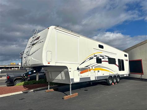 2006 Gearbox Toy Hauler 40 Ft Triple Axle Rvs And Campers Newark