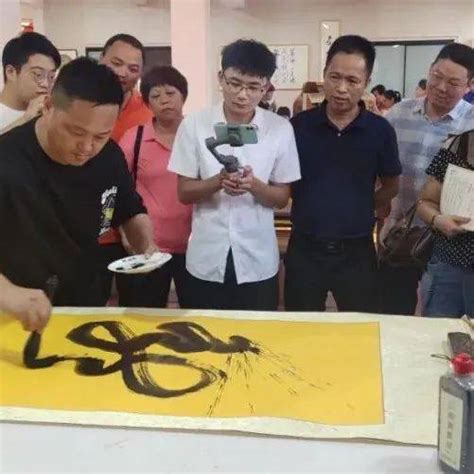 书画交流展风采 中秋月满共团圆陈加霖刘一龙蓬菜