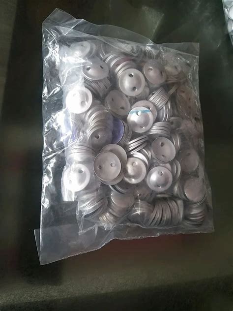 40 Modelling Cover Aluminium Button For Garment At ₹ 105piece In