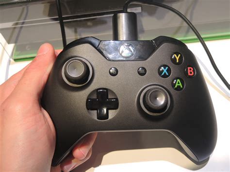 Xbox One Vs Ps4 Controller Showdown Stuff