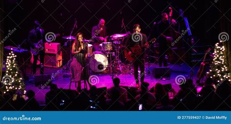 Johnnyswim Abner Ramierez And Amanda Sudano Film A Holiday Concert At Bowery Ballroom