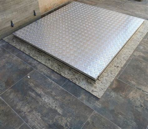 Tampa Para Casa De Maquinas Sobrepor Sem Ventilação