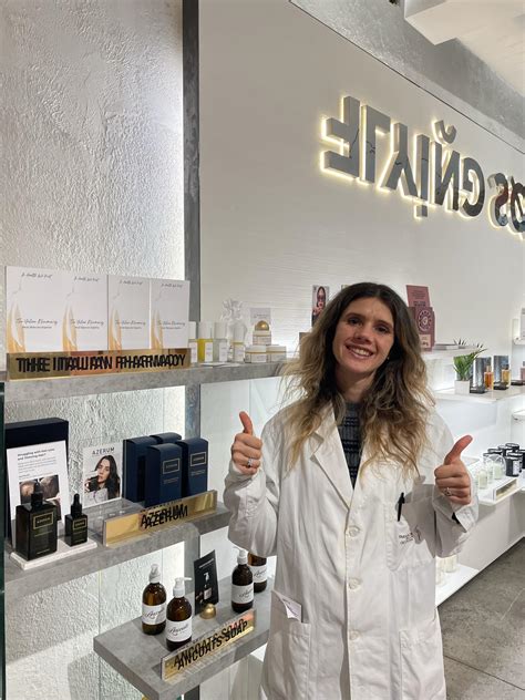 Elena Ho Lanciato Il Mio Brand Di Cosmetici A New York