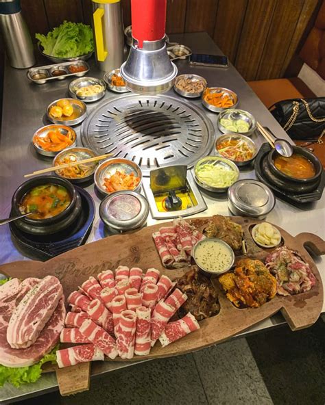 Premier The Samgyupsal Manila Top Samgyup Korean Restaurants In Bgc
