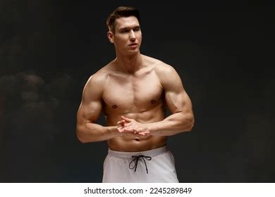 Serious Caucasian Bodybuilder Man Naked Muscular Stock Photo Shutterstock