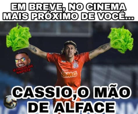 Web Não Perdoa Cássio Em Memes Após Falha Contra O Ceará Veja As Zoeiras Lance