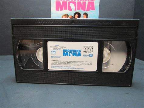 Drowning Mona Vhs 2000 Media Mania Of Stockbridge