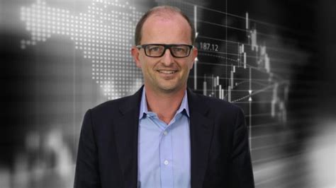 More Rate Hikes To Come But Chris Stott Believes It May Be Time To Put That Dry Powder To Work