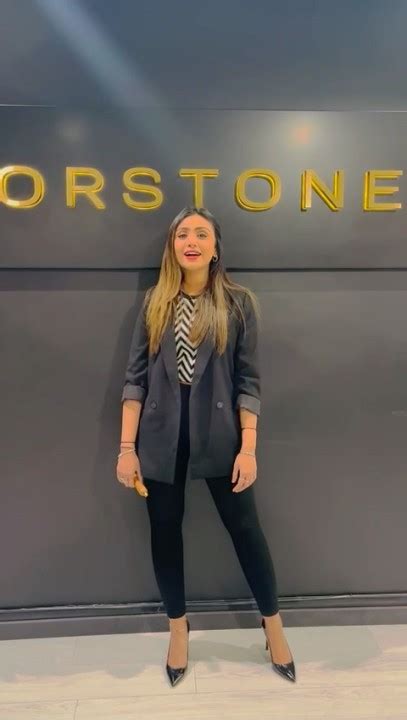 hira nadeem on linkedin listed my first ever property 🏠 done 17 viewings got 6 offers⏳ sold