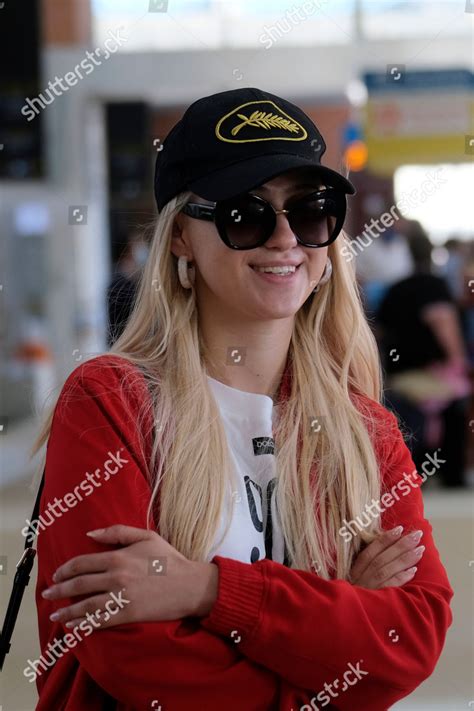 Bulgarian Actress Maria Bakalova Arrives Venice Editorial Stock Photo Stock Image Shutterstock