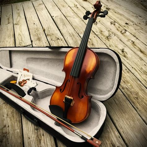 Gorgeous Solid Wood 44 Full Size Violin With Spruce Top And Maple Back