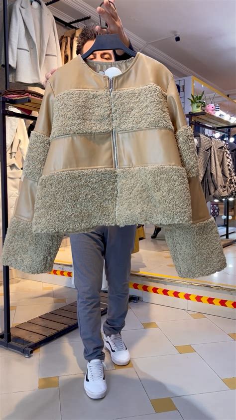 ‎پالتو،مانتو،بارونی،ترنچ کت،ست پاییزه و زمستونی،کاپشن‎ ‎در خدمتتون هستیم👈 ست مدل استین