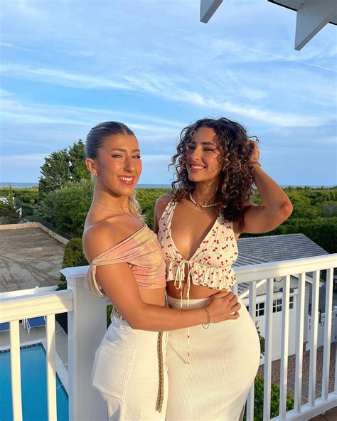 Gia Duddy Rookie Wag Goes Influencer