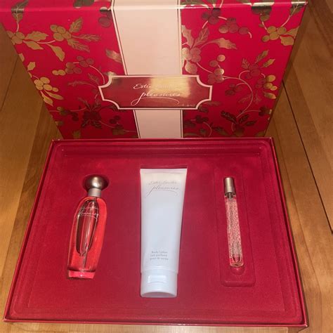 Estee Lauder Pleasures Favorites Trio Fragrance 17 Oz Spray Body